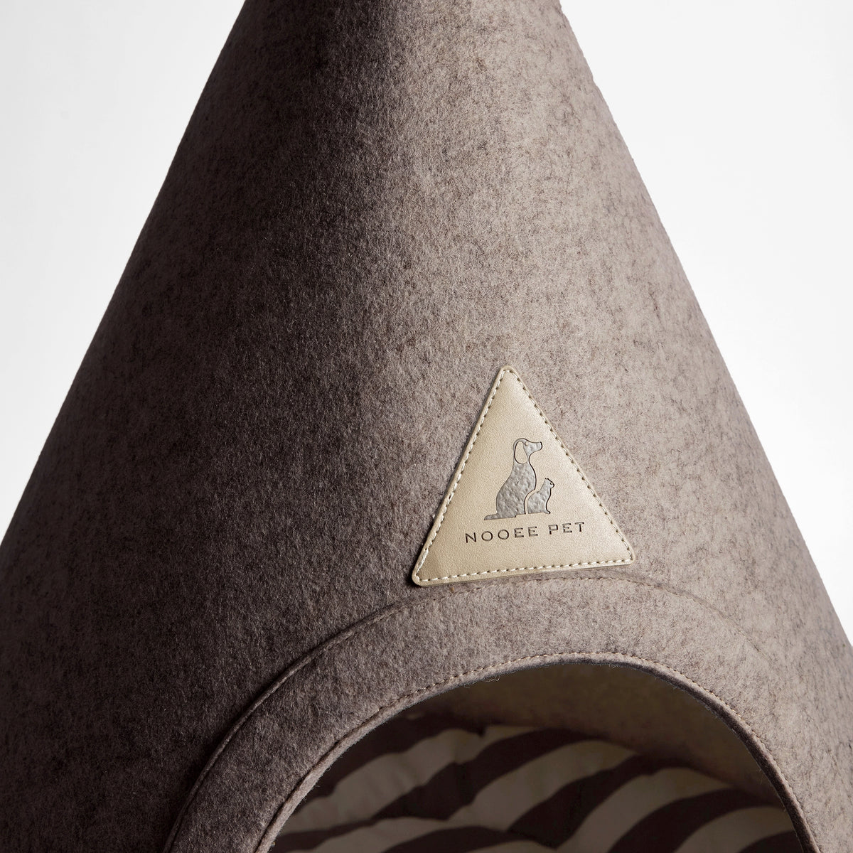 Nooee Pet Cave Buddy (L) – Cream | Stylish & Cozy Dog Bed for Small Dogs